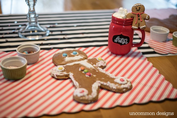 Gingerbread Men Decorating - Uncommon Designs